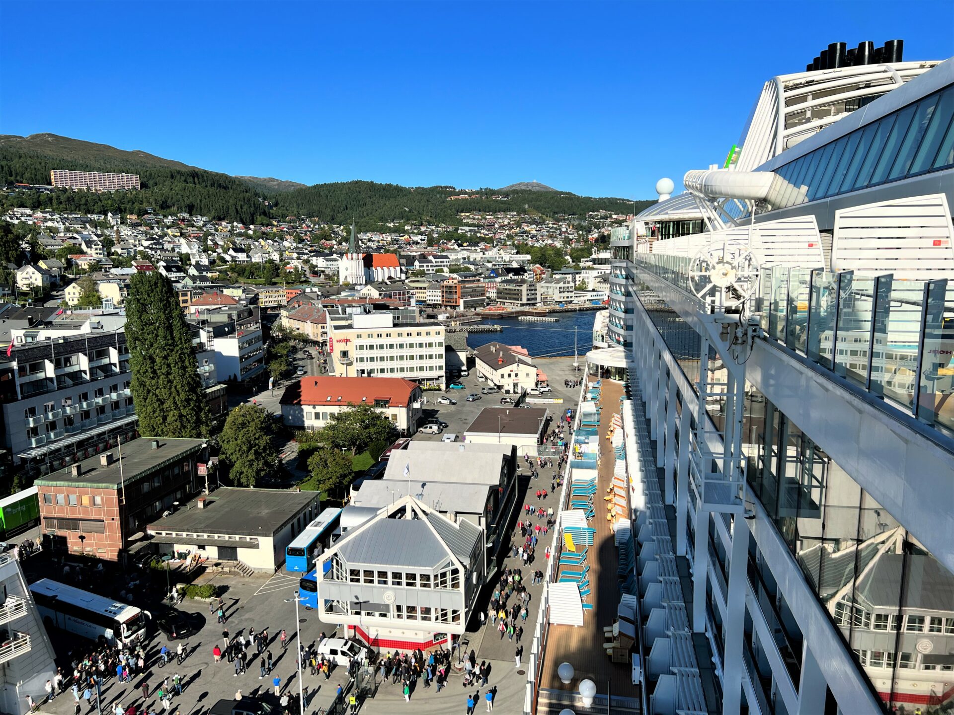 Kreuzfahrt nach Molde: Hafen, Sehenswürdigkeiten & Ausflüge ...